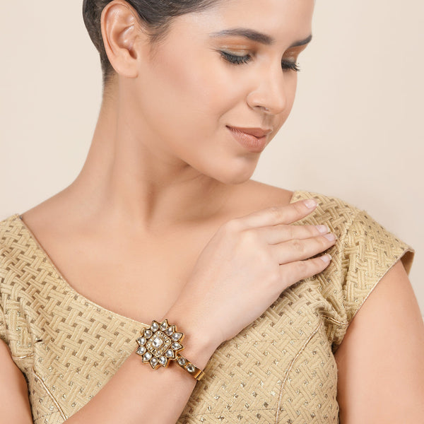22k Gold Plated Geetika Kundan Bangle – Art Karat Global