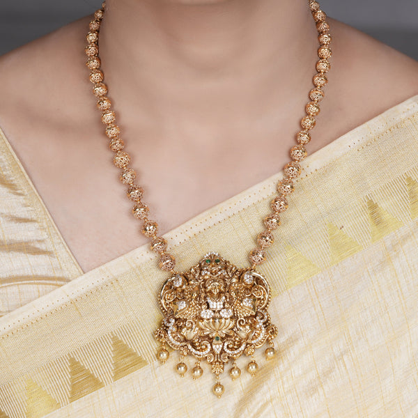 22k Gold Plated Amolya Padmaka Pendant Set – Art Karat Global
